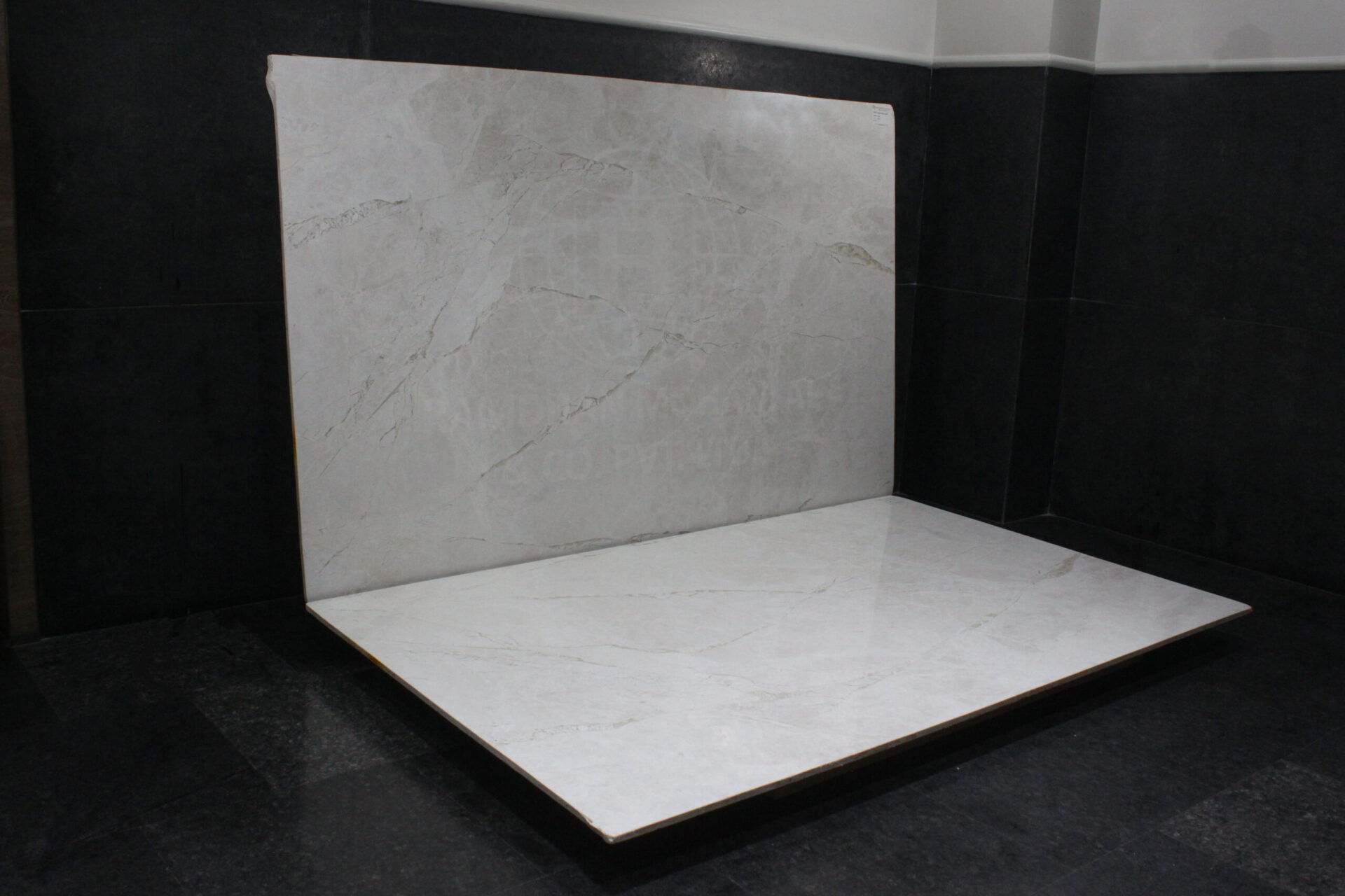 SWISS OMEGA WHITE – Ramdhan Mohanlal Marbles