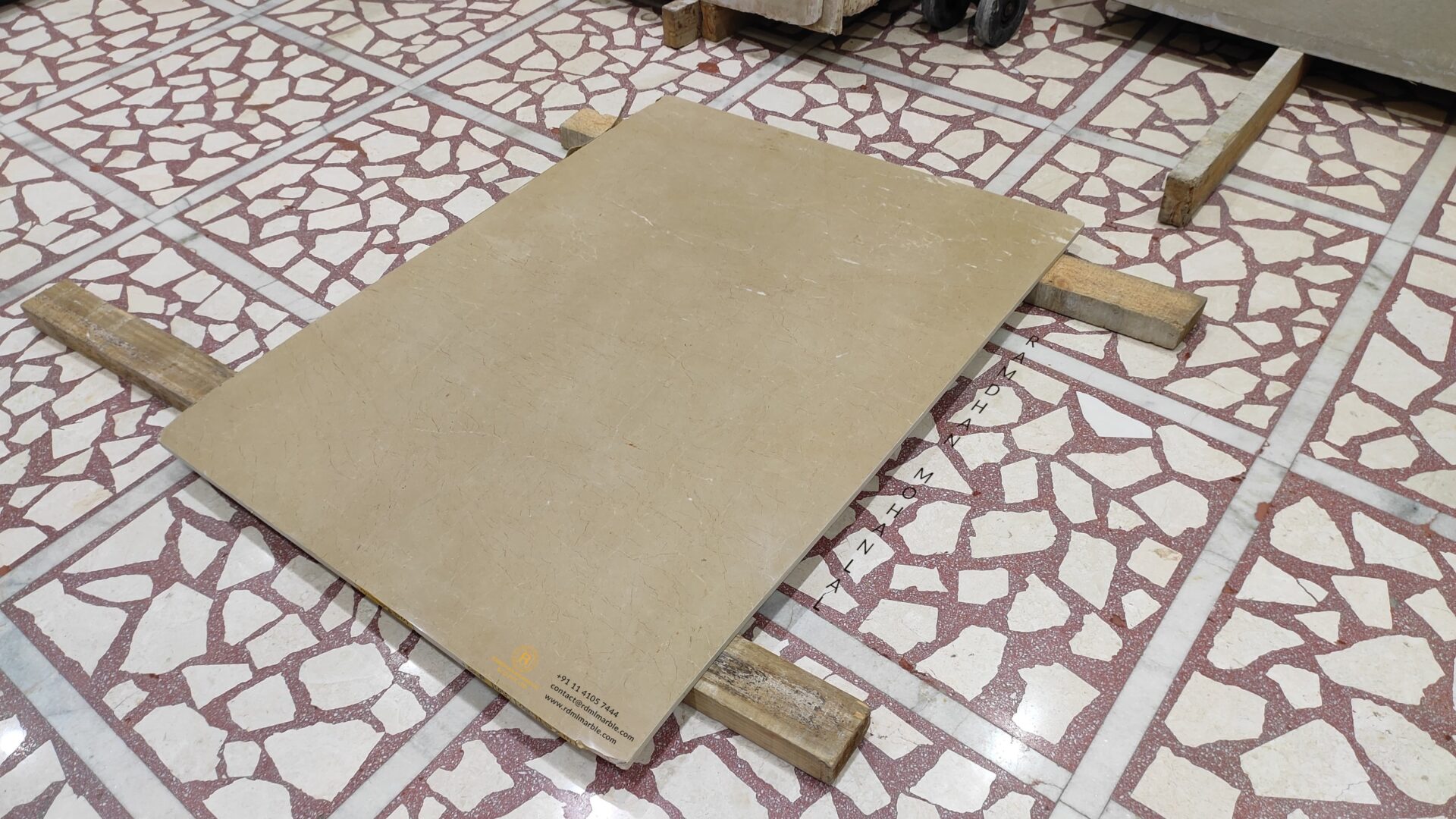 DESERT BEIGE – Ramdhan Mohanlal Marbles